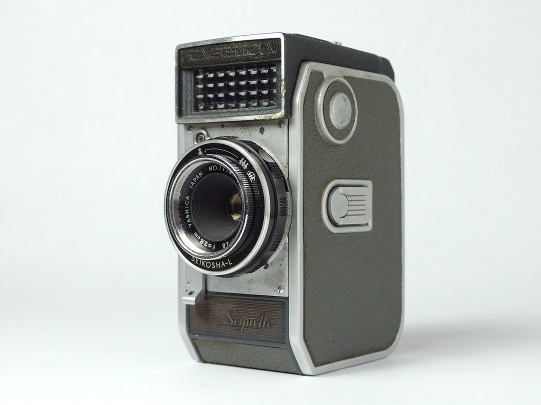 Yashica Sequelle Unique Movie-camera-style 35mm Still Camera, 1962 ...