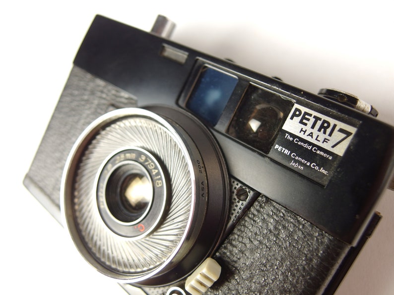Petri 7 Half, Rare Black Ultra Compact 35mm, 1963 - Display or Repair ...