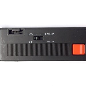 Hanimex 110F Auto-grip Vintage Folding Pocket Camera With Flash Strip ...