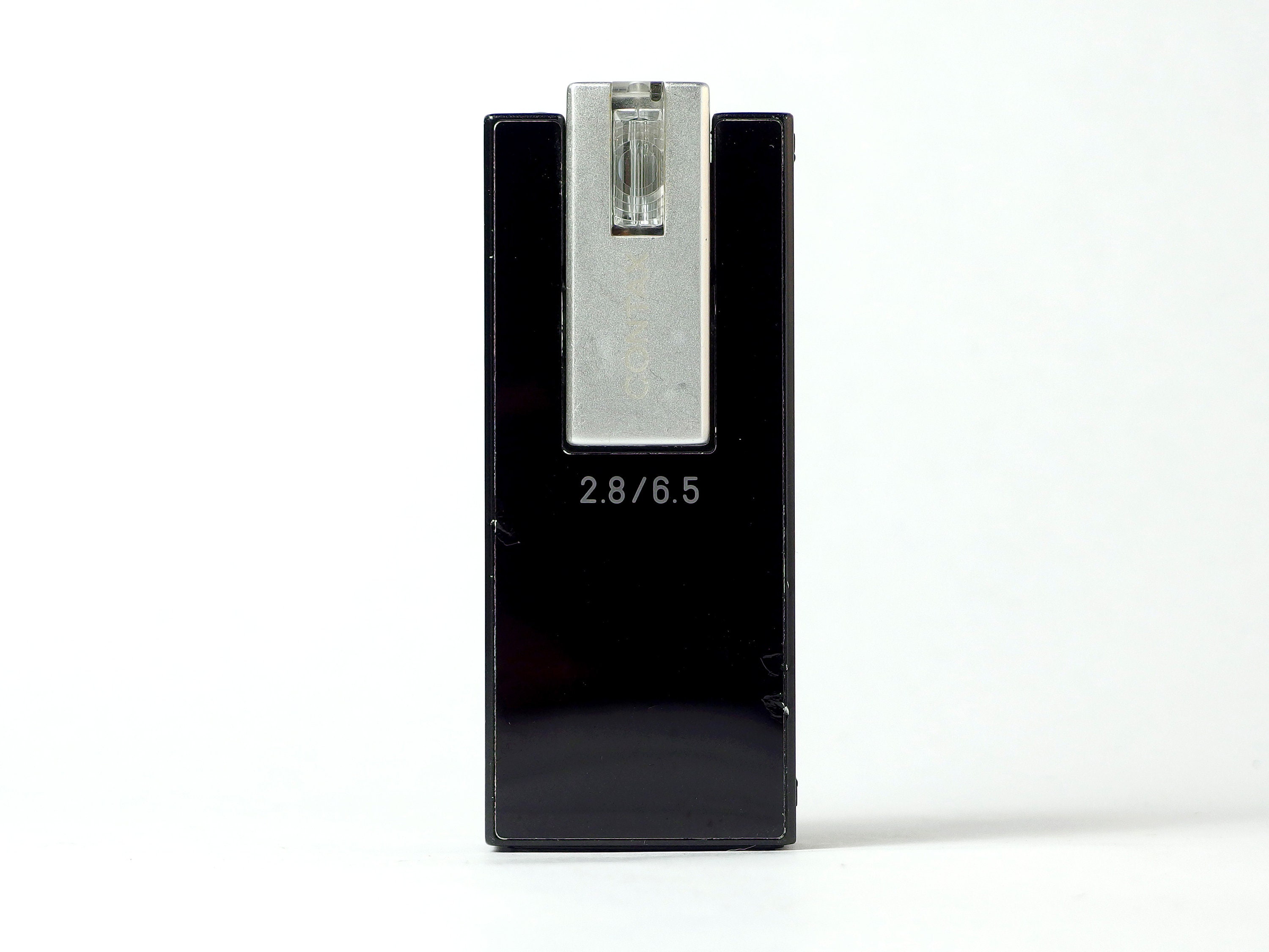 Contax I4r Luxury Micro Digital Camera With Zeiss T* Lens Contax I4r Luxury Micro Digital Camera With Zeiss T* Lens