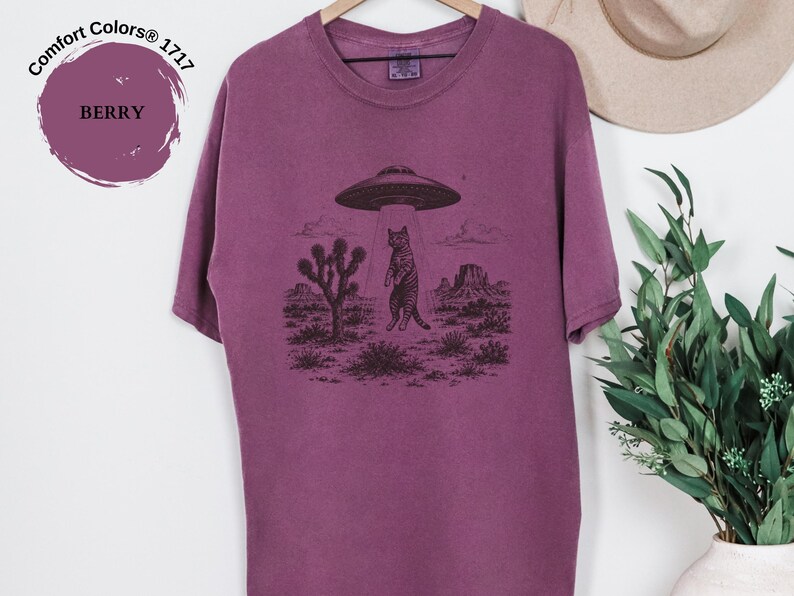 Cute Cat Alien Shirt, Kawaii UFO Alien Tee, Adorable Space Creature ...