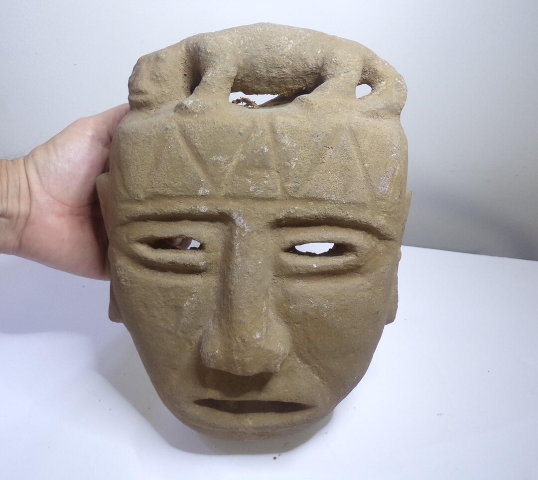 Ancient Pre Columbian Costa Rican Death Mask Artifact. Animal Headdress ...