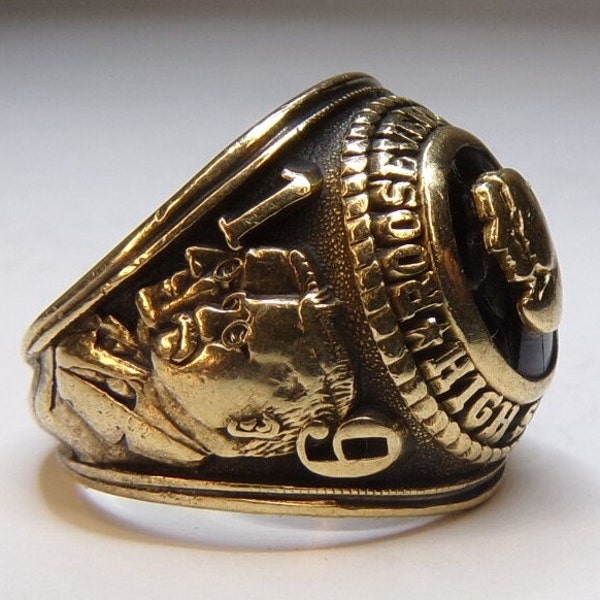 Class Ring - Etsy