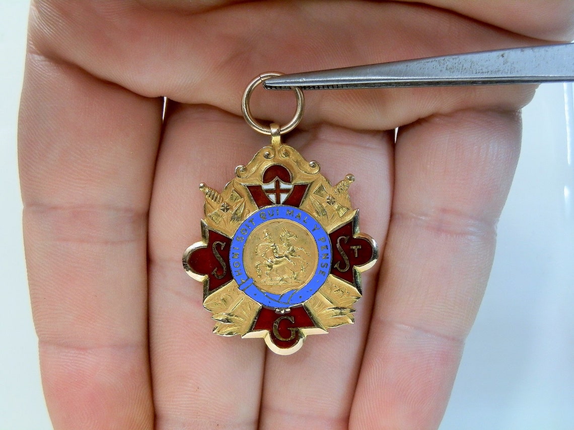 Knights Templar 10k Gold & Enamel Medal. Engraved and Dated | Etsy