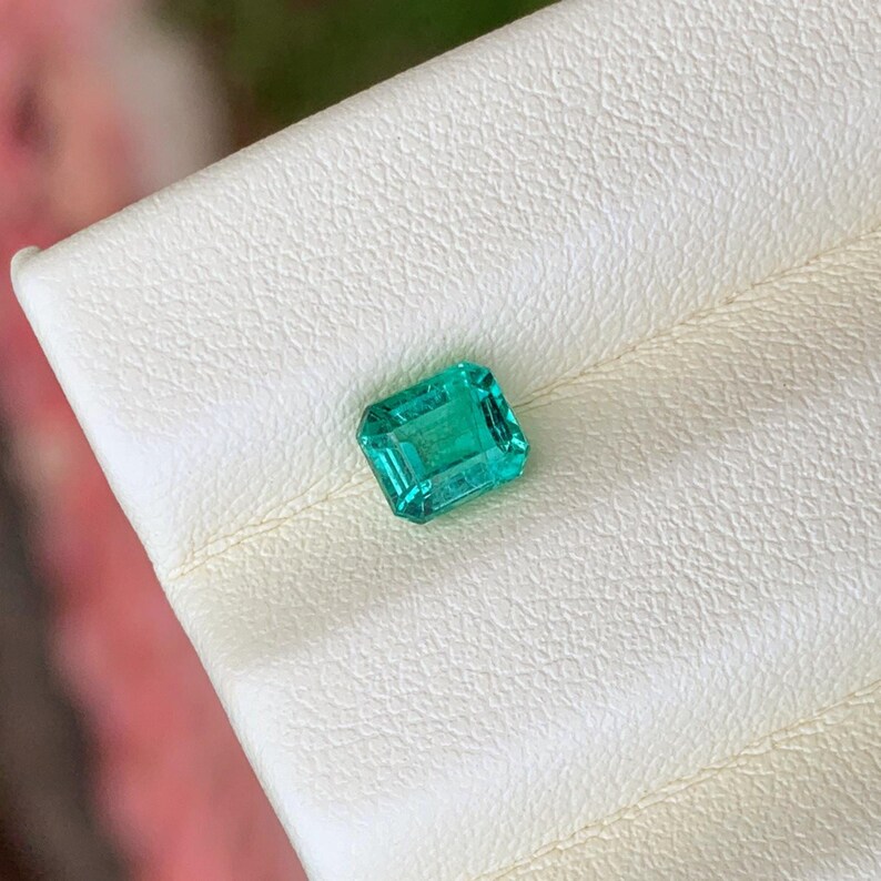 Natural Zambian Emerald 0.93ct | Emerald Cut Untreated Loose Gemstone ...
