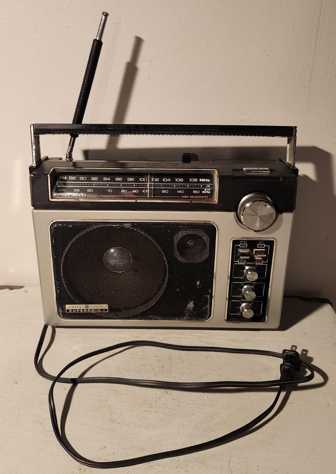 Vintage Super Radio II General Electric 7-2885F Ge Long Range AM/FM ...
