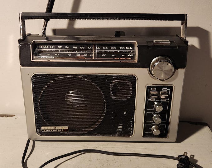 Vintage Super Radio II General Electric 7-2885F Ge Long Range AM/FM ...
