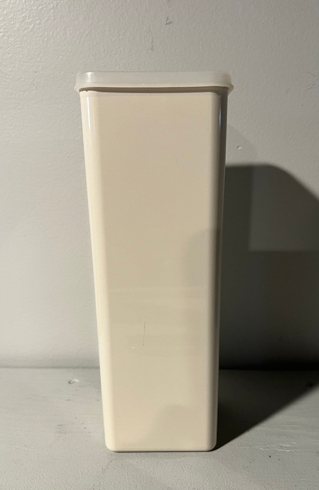 Vintage Tupperware Cheese and Cracker Dish Storage Container Plastic ...