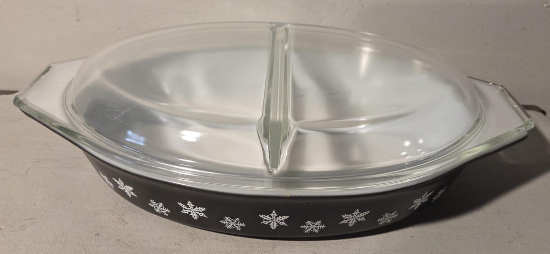PYREX Vintage Black Snowflake Divided Oval Casserole Baking Dish W/lid ...