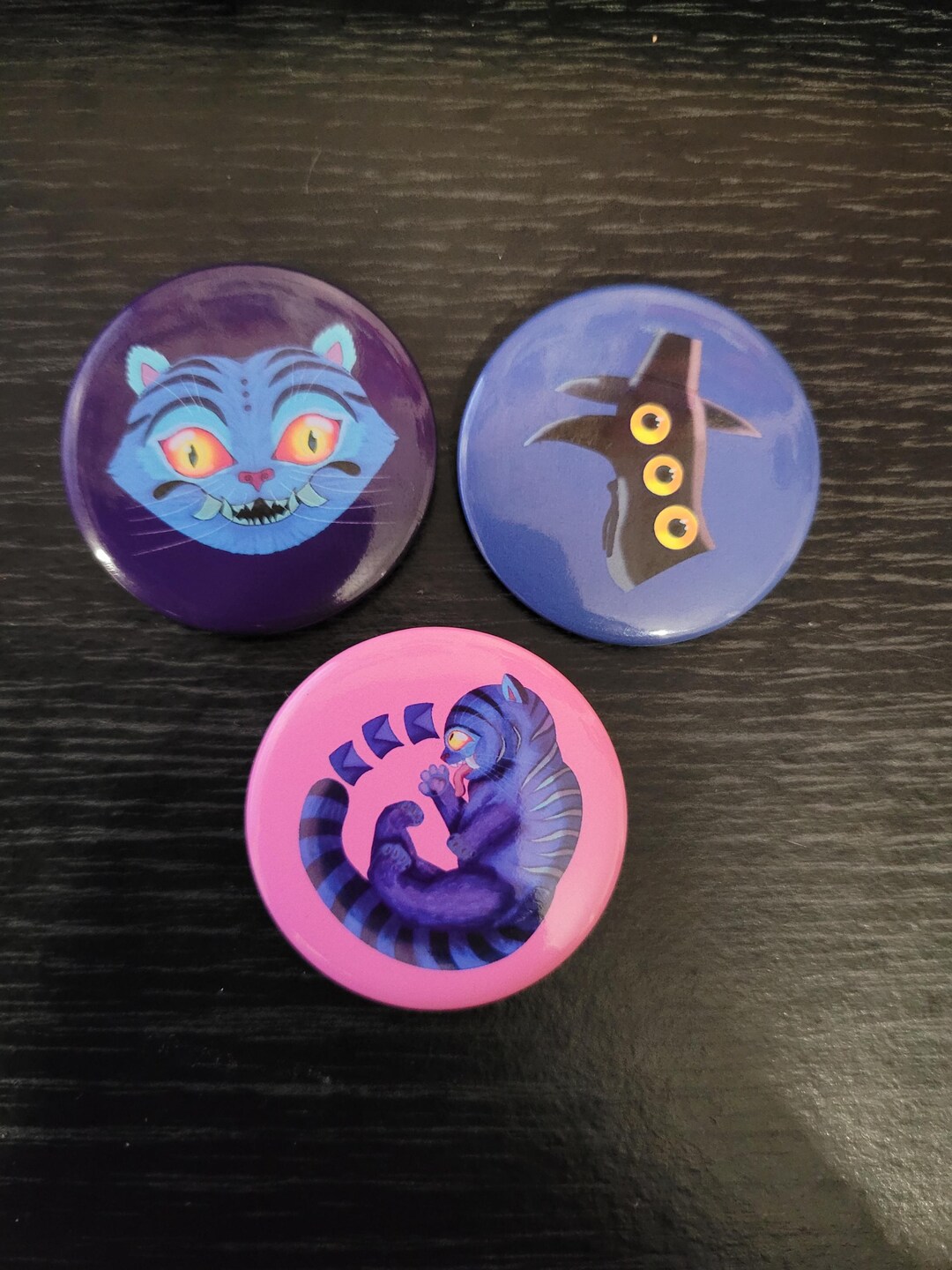 KPOP Demon Hunters Derpy and Sussie Button Pins! - Etsy UK