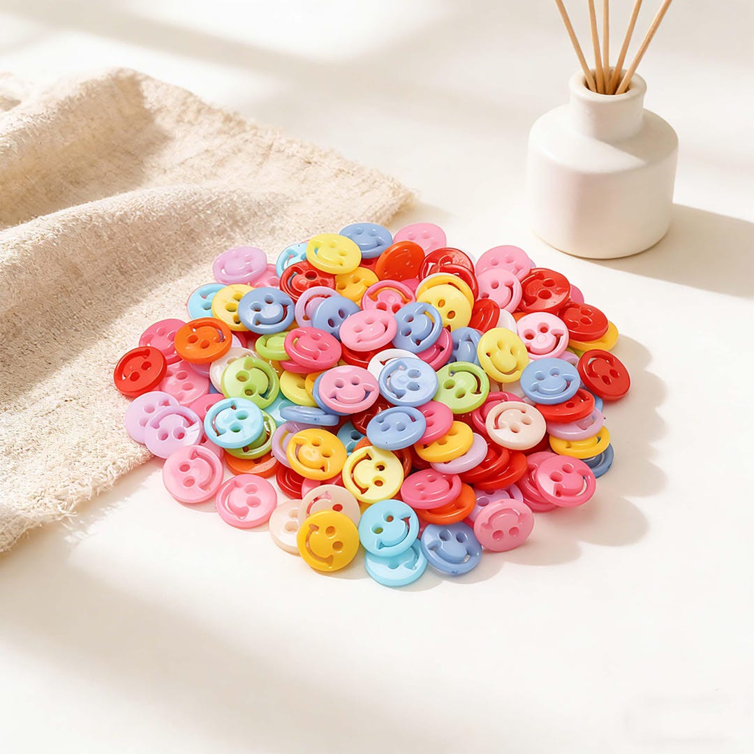 Colorful Kids Buttons, Smiley Face Two Hole Buttons for Sweaters Shirts ...