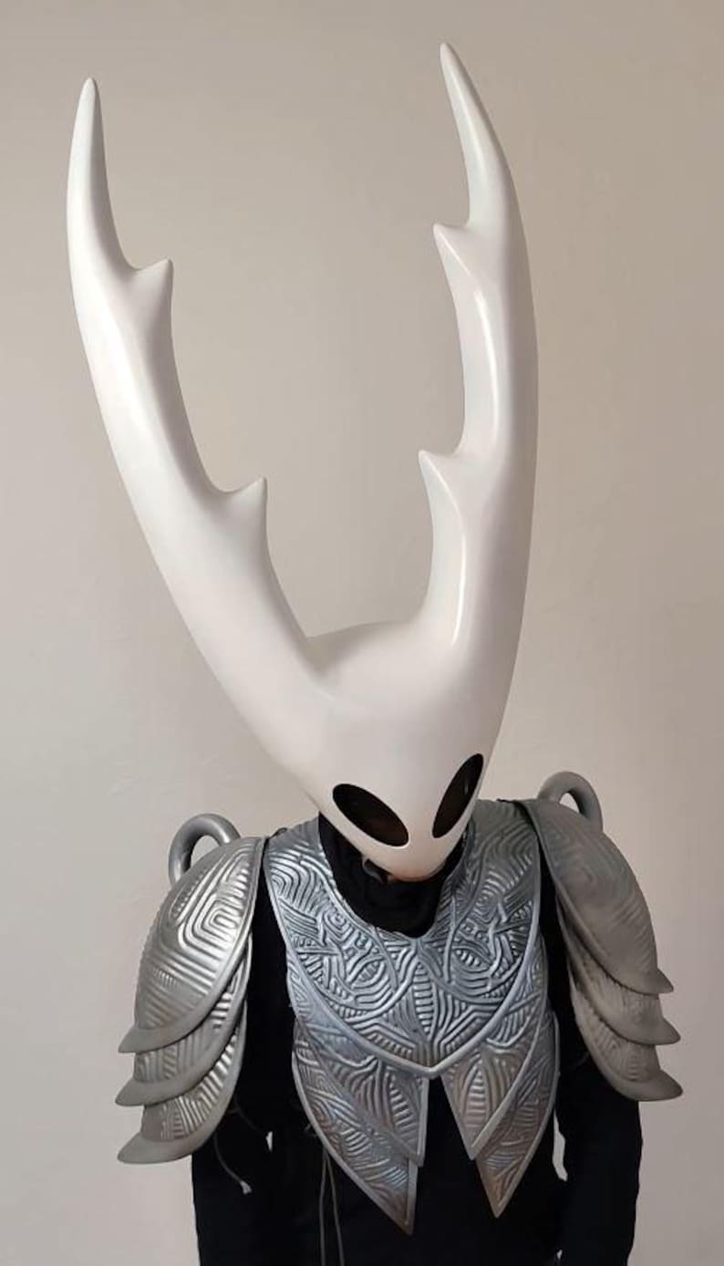 Hollow Knight Cosplay - Pure Vessel Cosplay Armor and Nail - Etsy