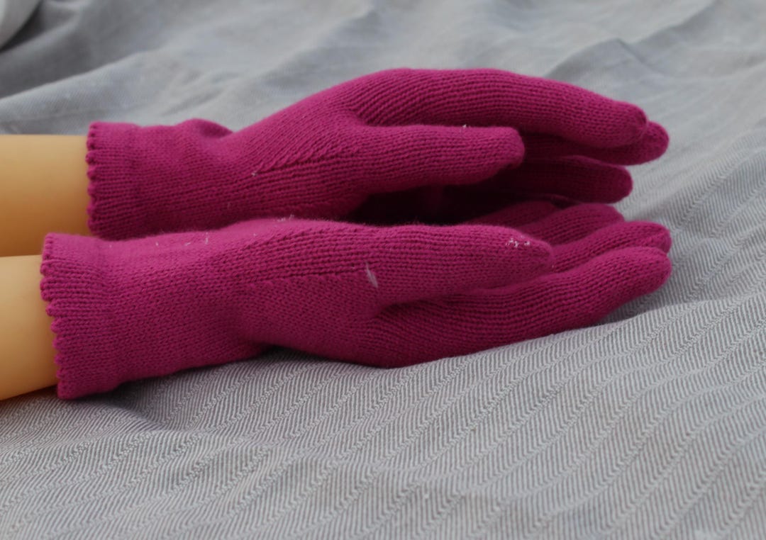 Knitted Merino Wool Warm Hot Pink Winter Gloves for Women, Full ...
