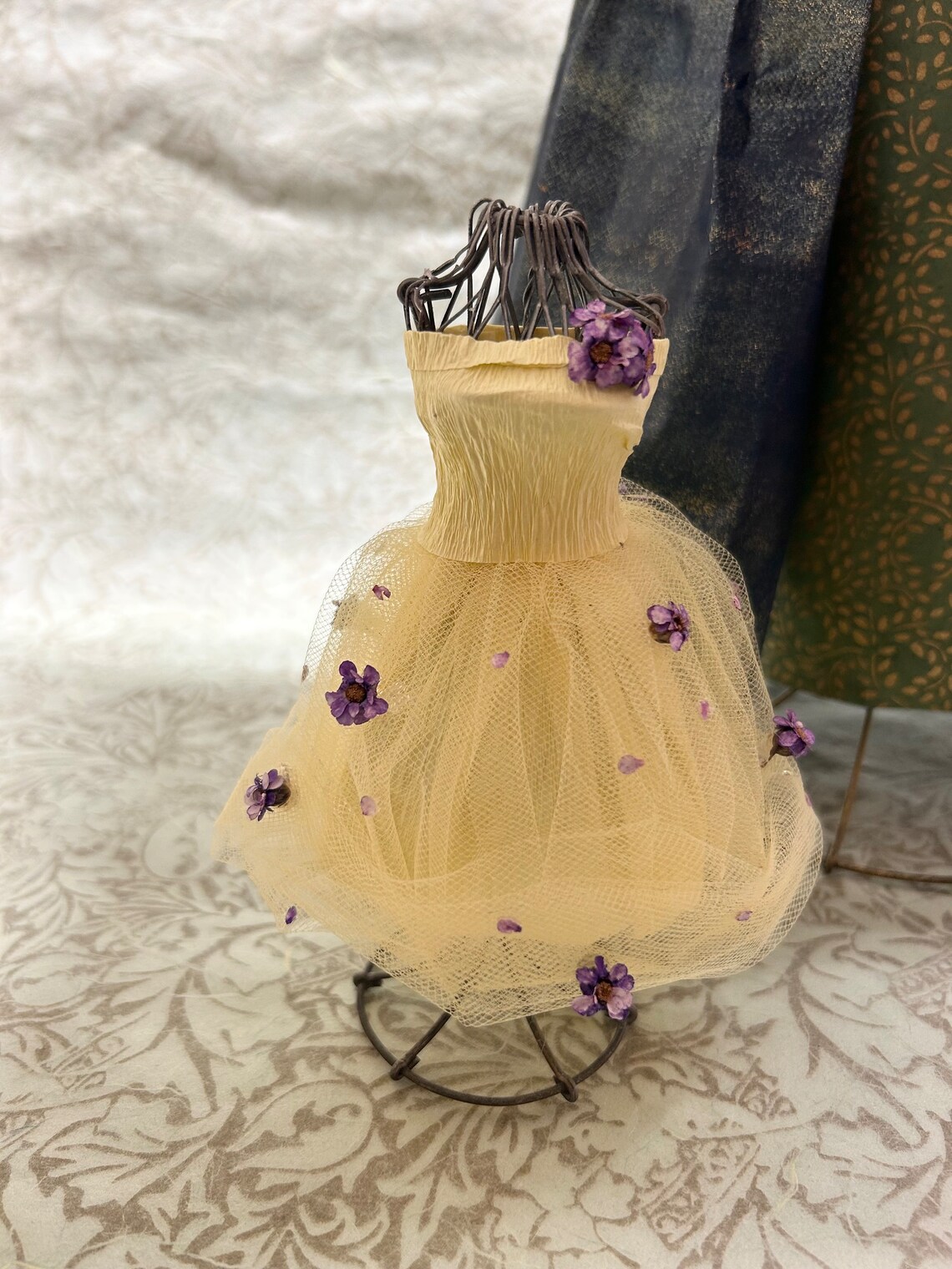 Drisella Purple Flowers Yellow Paper Dress on Wire Frame 6 - Etsy
