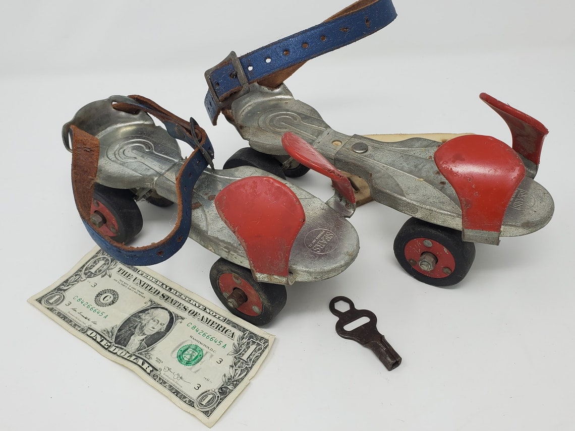 Fantastic Vintage Roller Skates Metal Adjustable Original Key and Box ...
