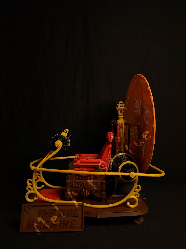 The Time Machine 1960s Model With LED Lights | Retro Sci-fi Collectible ...