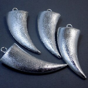Silver Tone Horn Pendant -- Brushed Silver Tone Horn Pendant (S68B5-06 ...