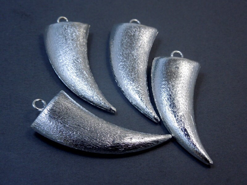 Silver Tone Horn Pendant -- Brushed Silver Tone Horn Pendant (S68B5-06 ...