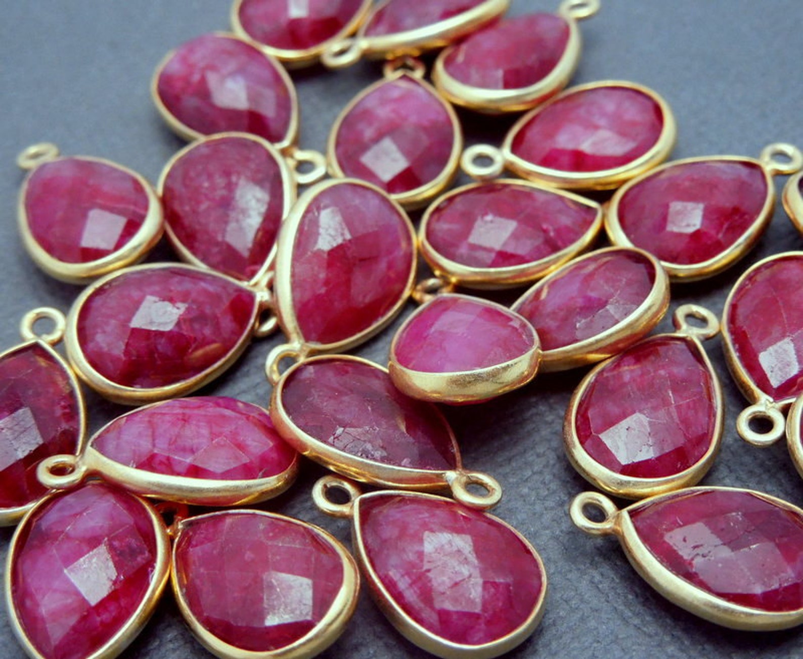 Dyed Ruby Teardrop Station Charm Pendant 9mm X 13mm Gold - Etsy