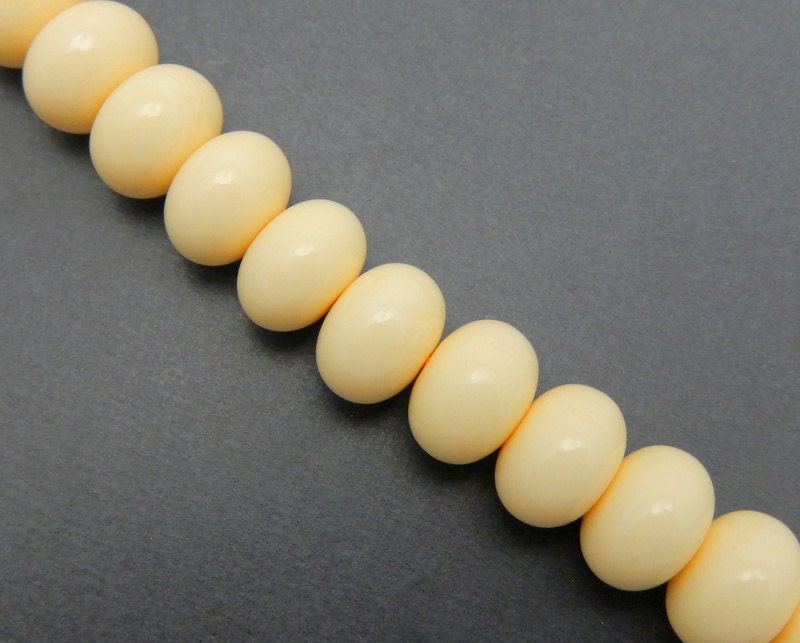Beautiful Light Yellow Colored Round Beads 14mm Light | Etsy