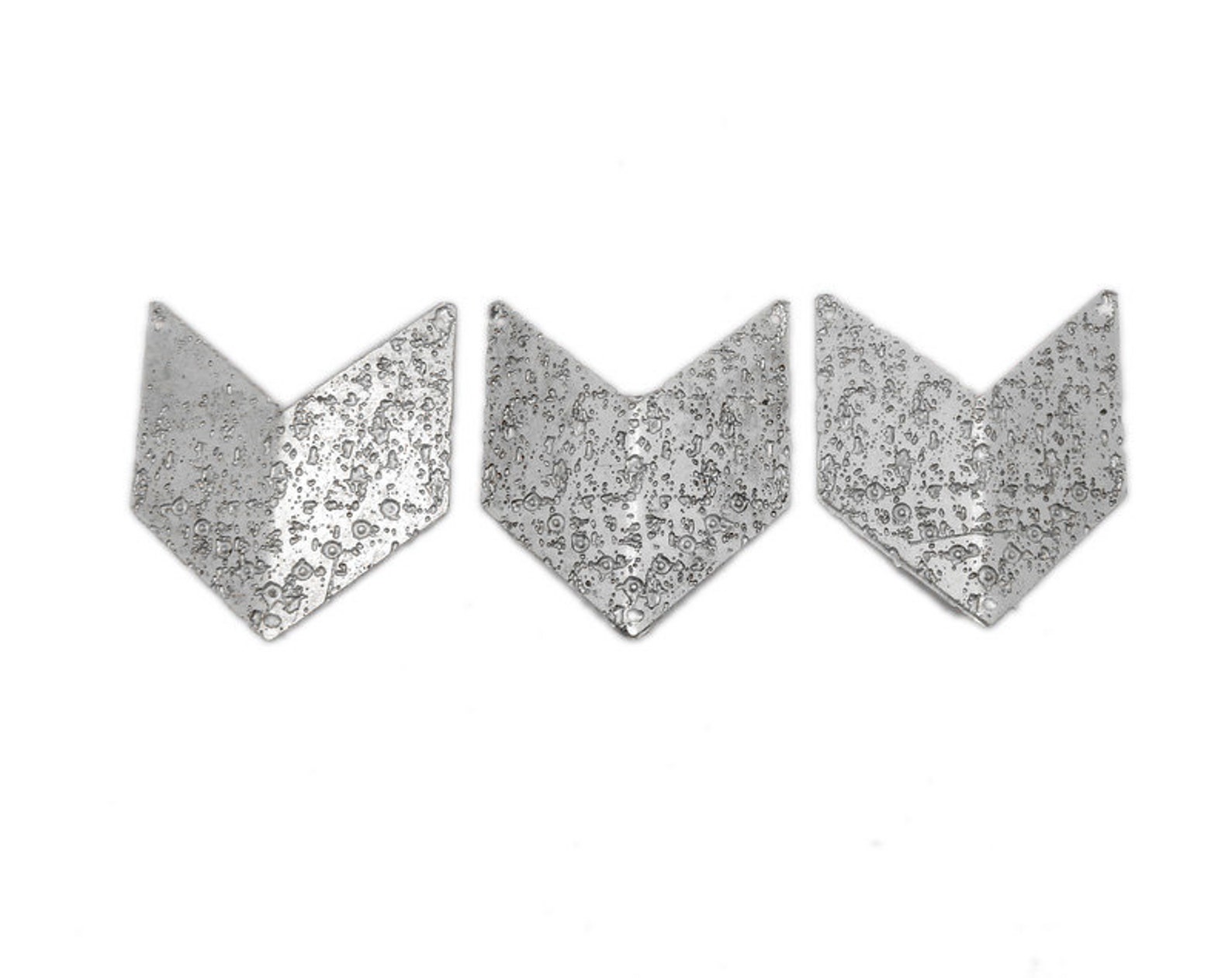 Chevron Connector - Silver Toned Brass Hammered Chevron Triple Bail ...