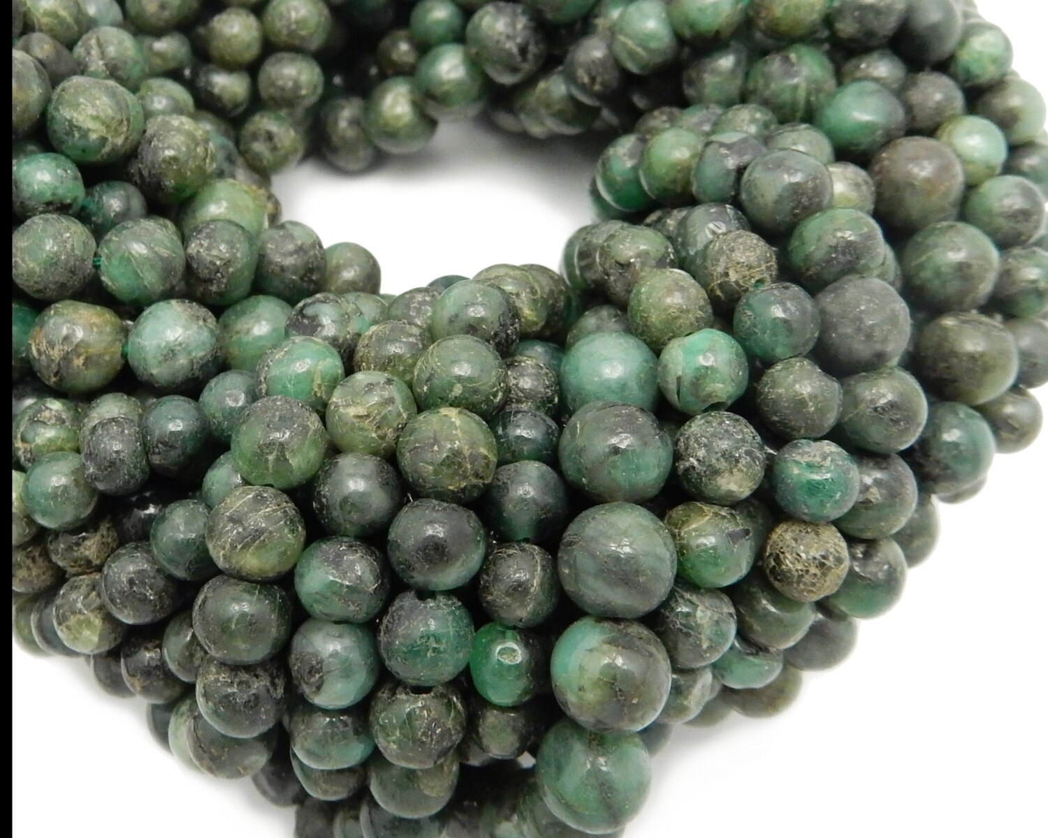 Dyed Emerald Round Beads ONE1 STRAND of Gorgeous Green | Etsy