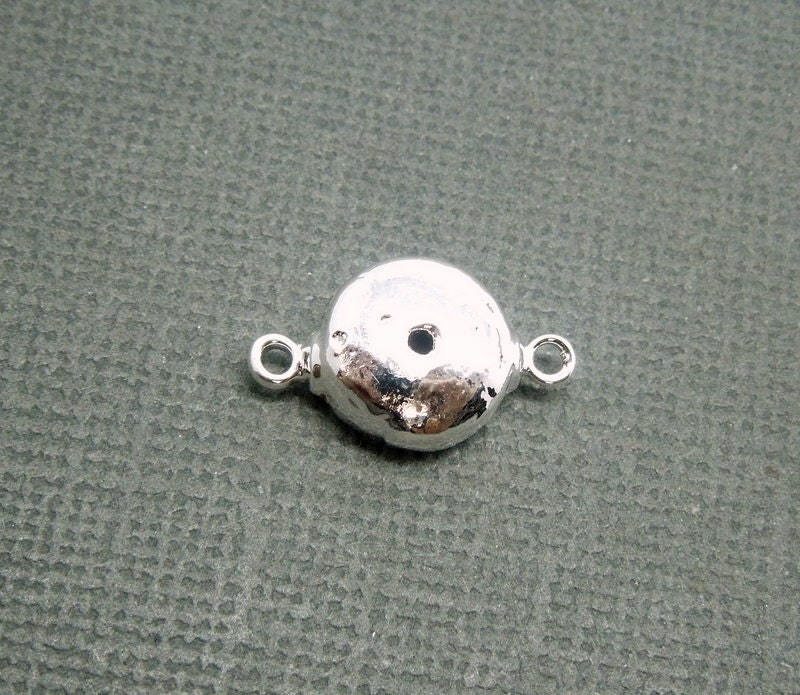 Puka Shell Double Bail Connector With Electroplated Silver Layered ...