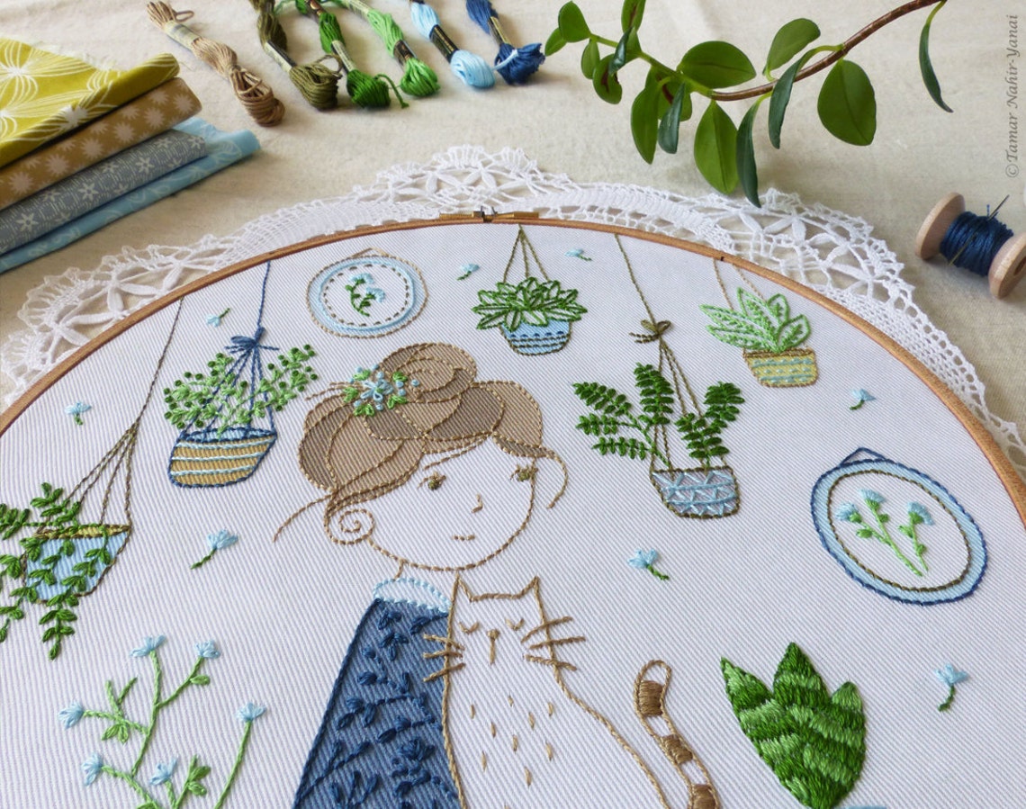Hair Bun Girl DIY Kit Embroidery Hoop Art Embroidery Kit - Etsy