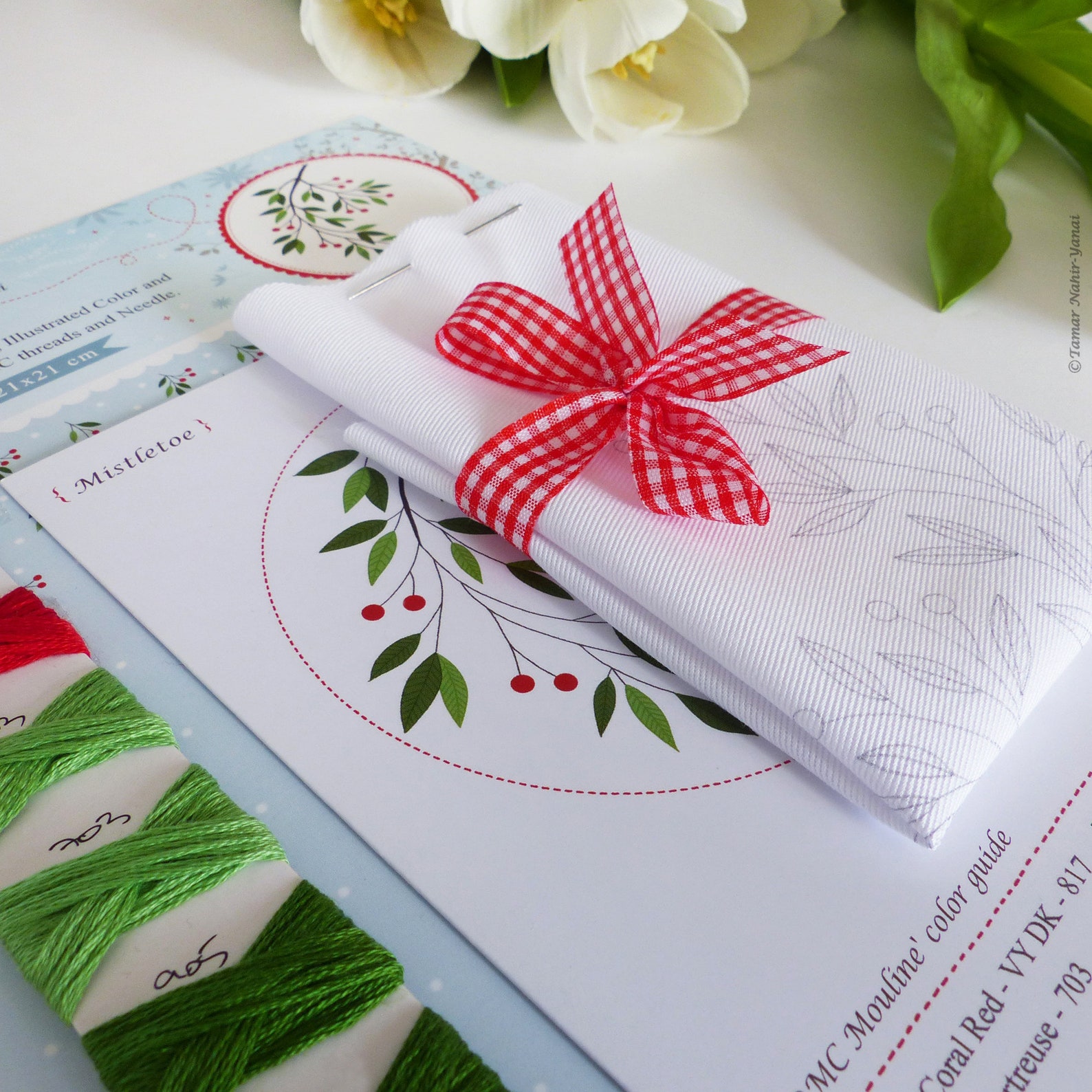 Mistletoe Art Craft Kit - Christmas Embroidery Design, Hand Embroidery ...