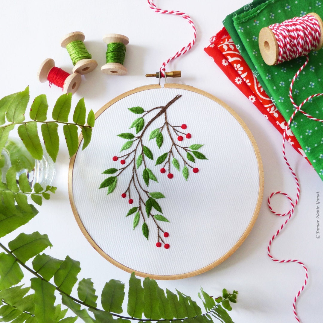 Mistletoe Art Craft Kit - Christmas Embroidery Design, Hand Embroidery ...