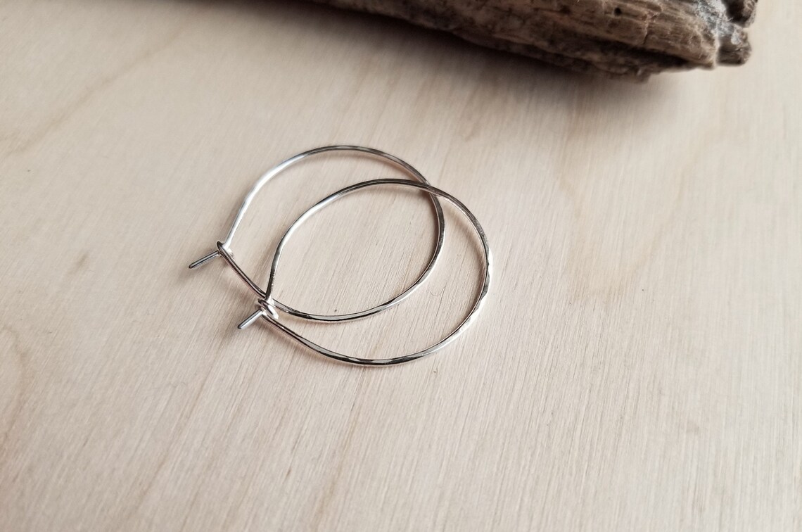 Hammered Hoop Earrings. 1 Inch Hoop Earrings. Hammered Silver - Etsy