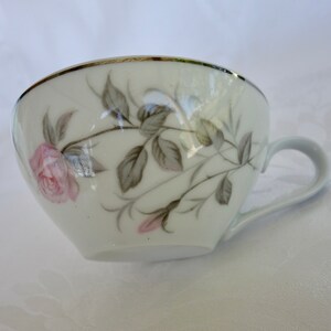 Cathy Rose Tea Cup and Saucer Made in Japan Royal Crest Pink Roses Gray ...
