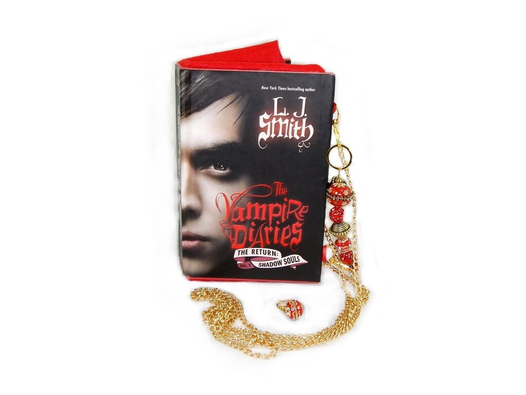 THE VAMPIRE DIARIES Authentic Hard Book Cover Purse With Keychain and ...