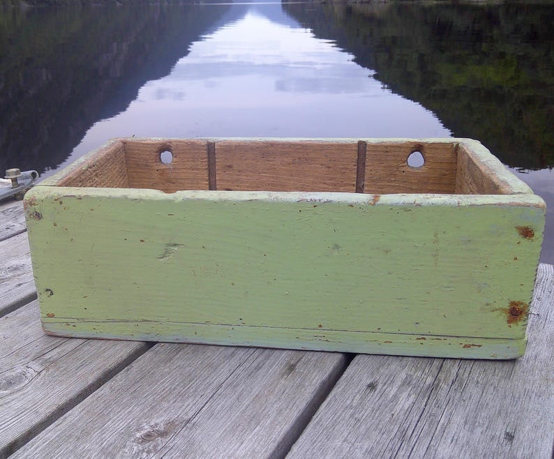 Green Antique Wood Box Primitive Rustic Norwegian Farmhouse Kitchen ...