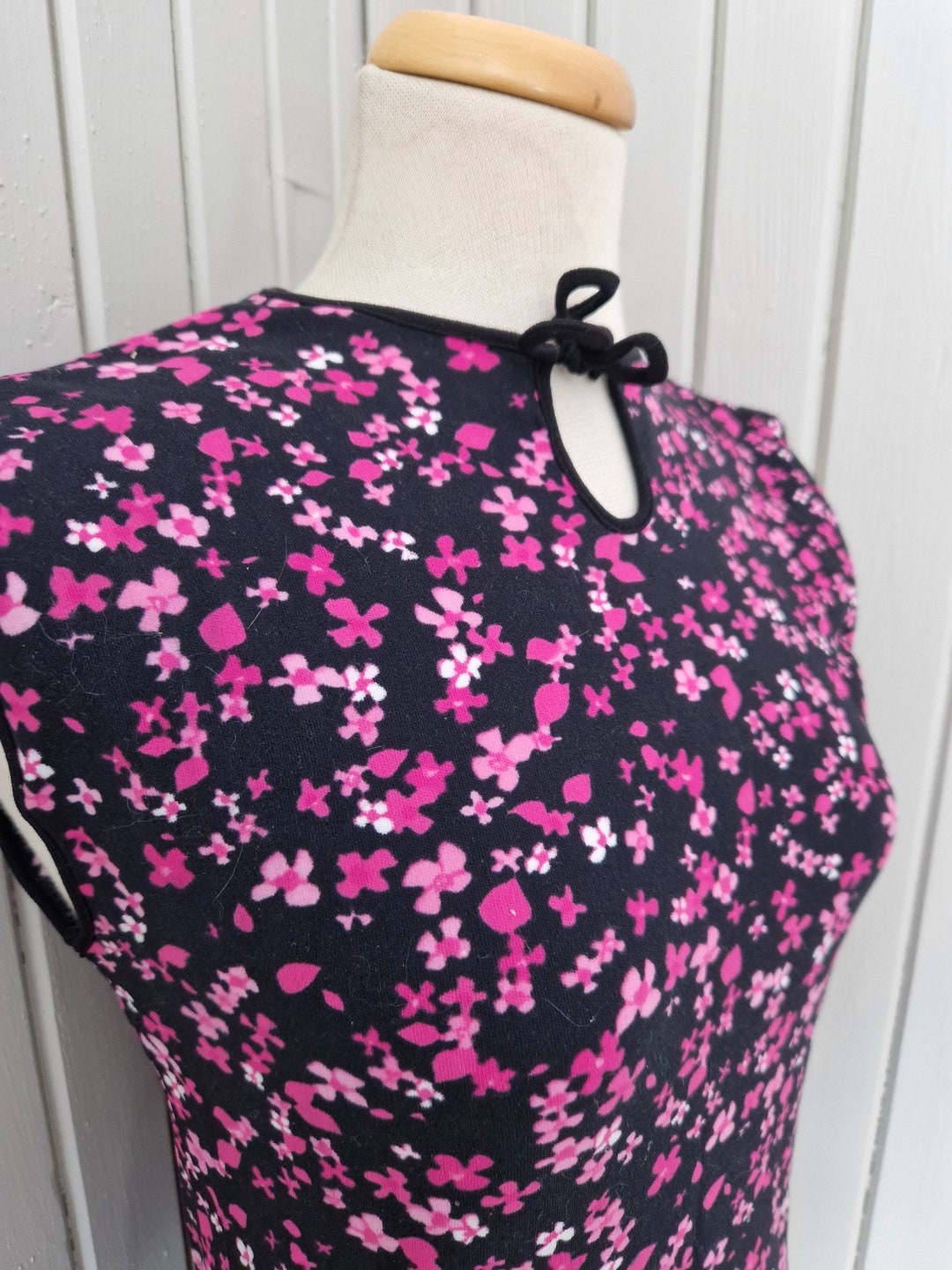 60s 70s Black Pink Floral Keyhole Blouse Top Small - Etsy