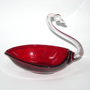 Duncan & Miller Ruby Red 8" PALL MALL Swan Bowl - Vintage Mid Century ...