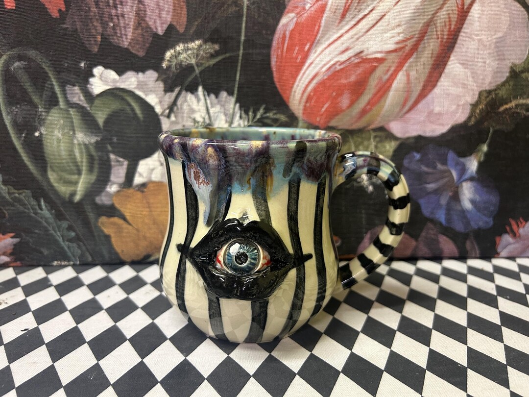Goth Lip Eyeball Mug - Etsy