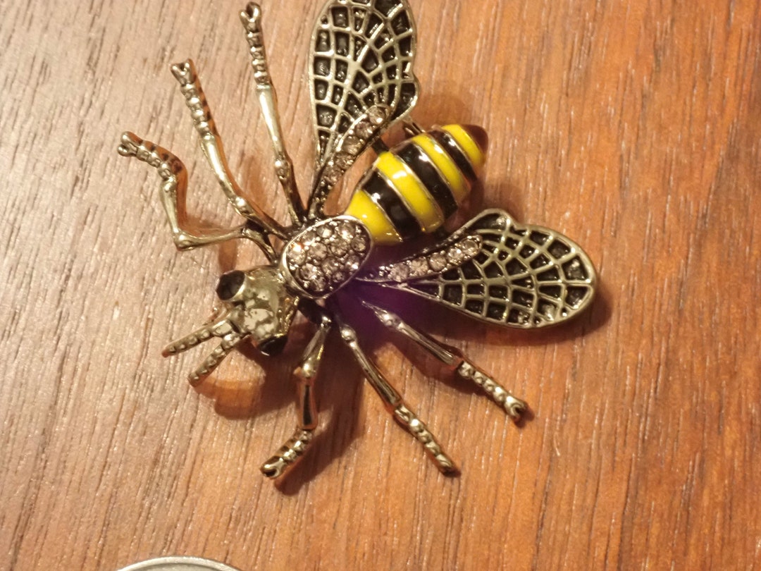 Wasp Costume Jewelry Pin - Etsy
