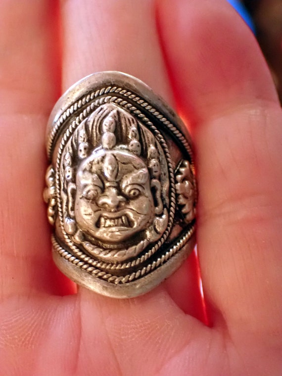 Adjustable buddha ring - Gem