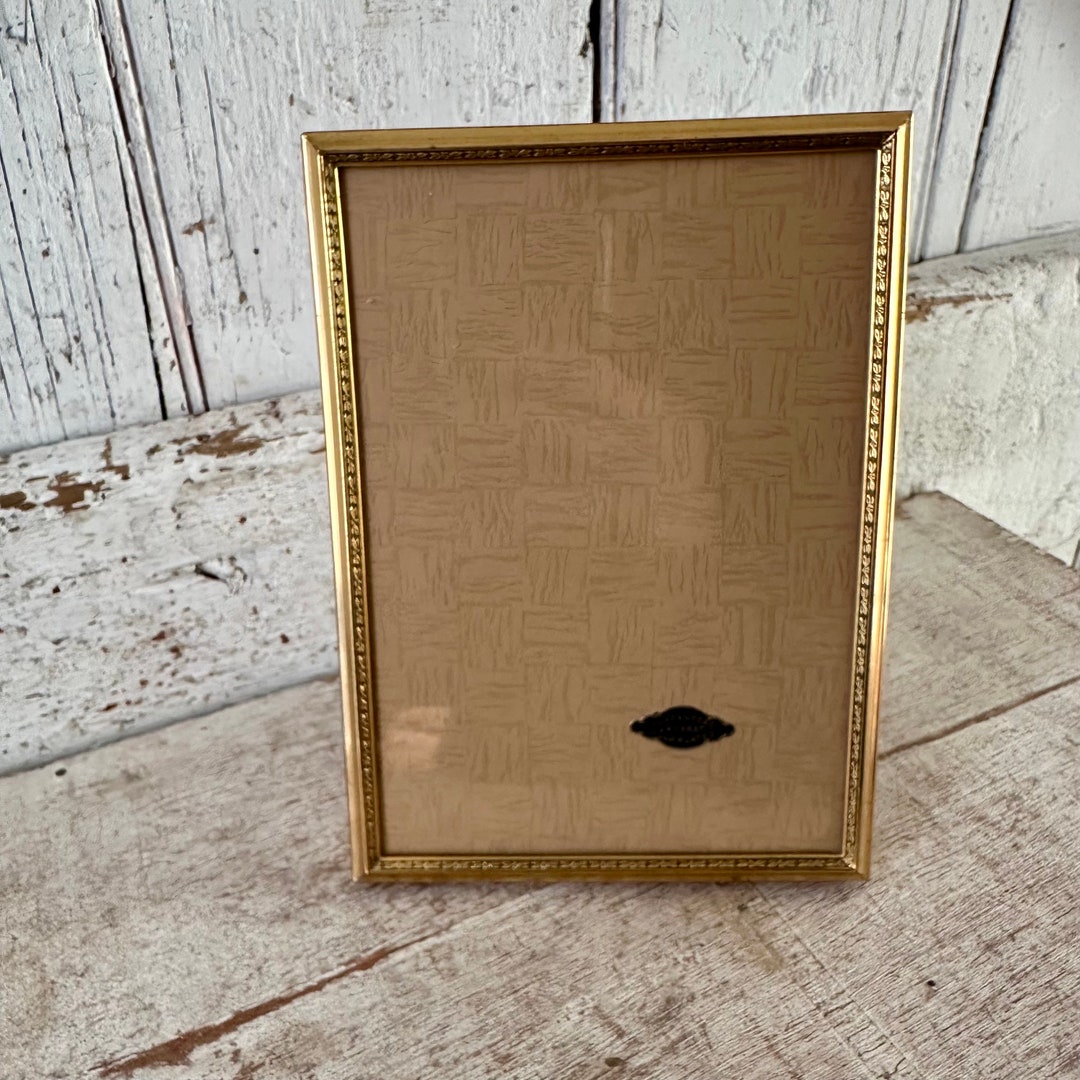 Gold Metal Frame Metal Vintage Picture Frame 5 X 7 Inches 24 Karate ...