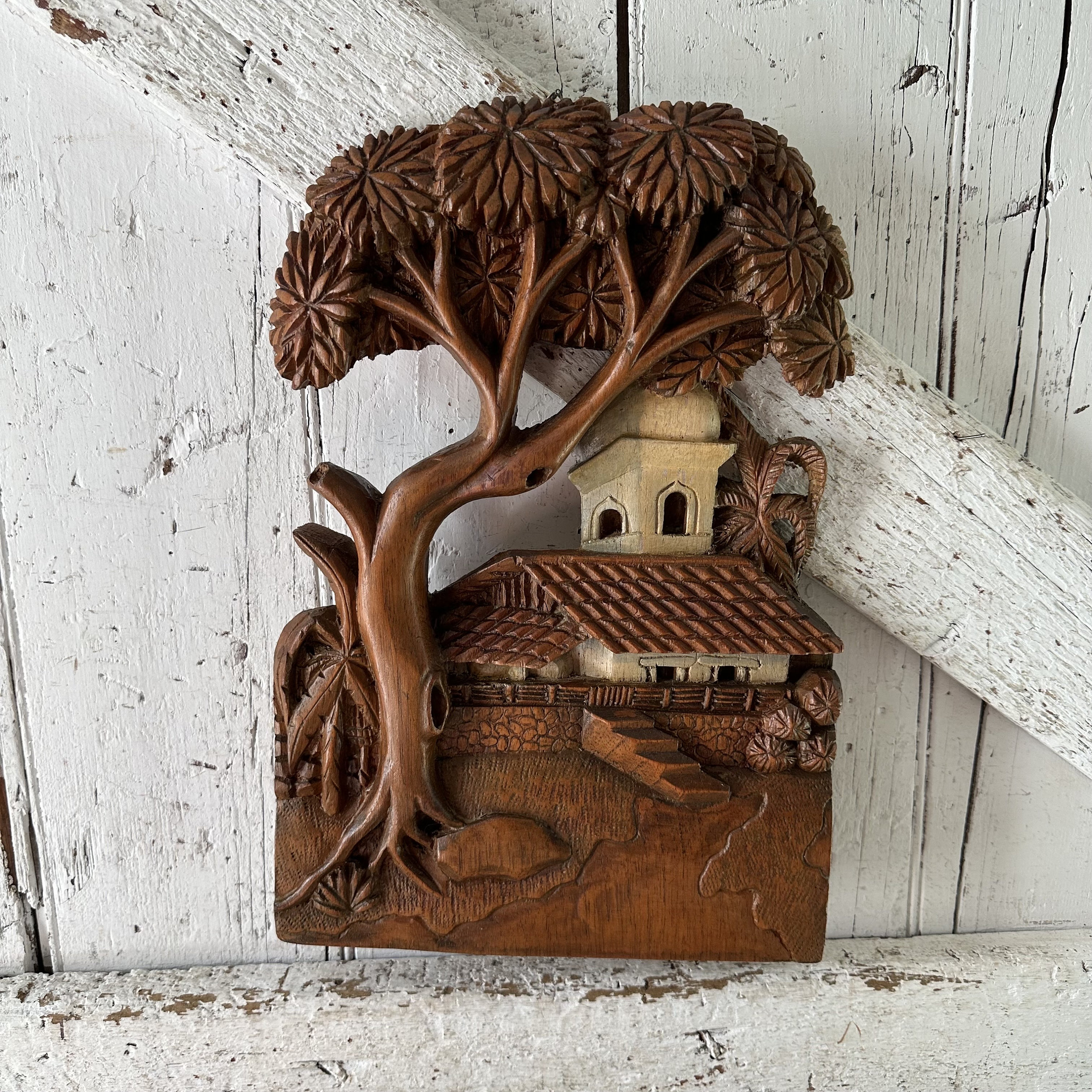 Tree wood carving store