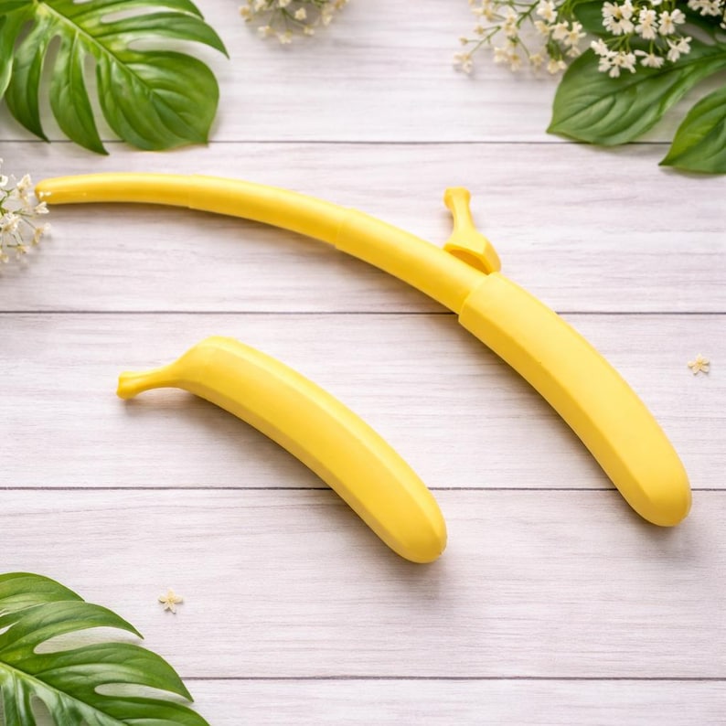 Retractable Banana Knife Prank Toy – Telescoping Fake Dagger Prop, Gag ...