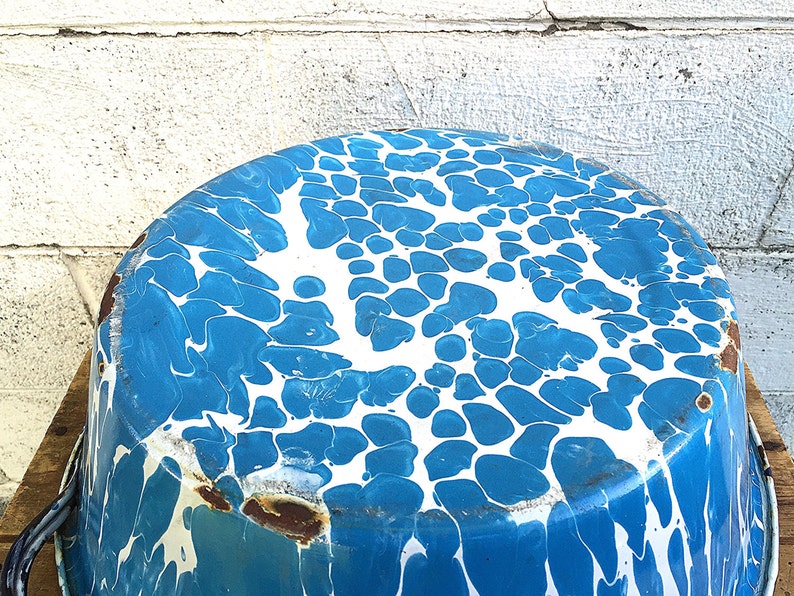 Enamel WASH BASIN Vintage Blue and White Swirl Enamelware Bowl Large ...