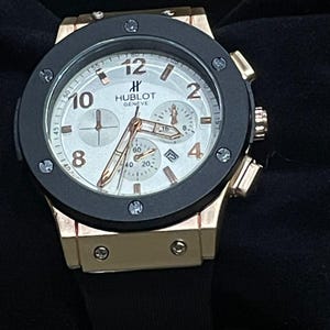 Orologio cronografo da uomo di lusso nero e oro / Orologio sportivo con ...