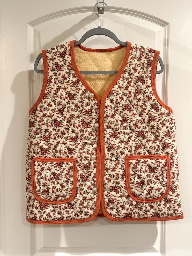 Viral Korean Kimchi Ahjumma Vest | Kimjang Vest | Quilted Floral Vest ...