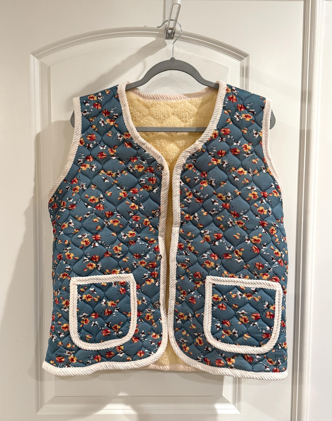 Viral Korean Kimchi Ahjumma Vest | Kimjang Vest | Quilted Floral Vest ...