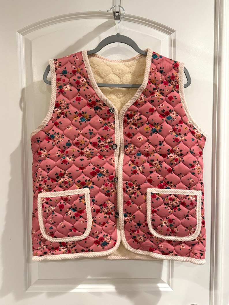 Viral Korean Kimchi Ahjumma Vest | Kimjang Vest | Quilted Floral Vest ...