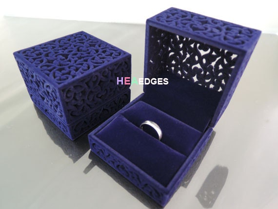 Jewelry Box Purple Velvet or Red Velvet Ring Box Jewelry - Etsy