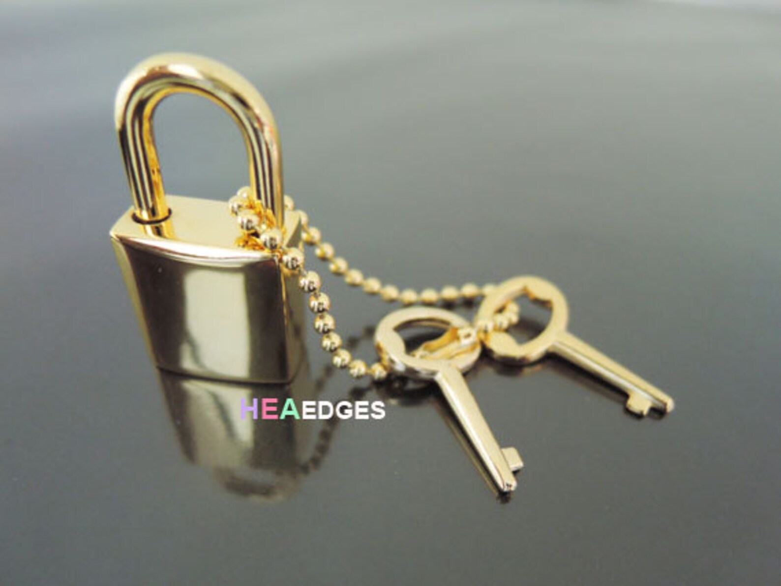 Padlock - 1pc Finding Polished Gold Padlock With 2 Keys 33mm X 15mm ...