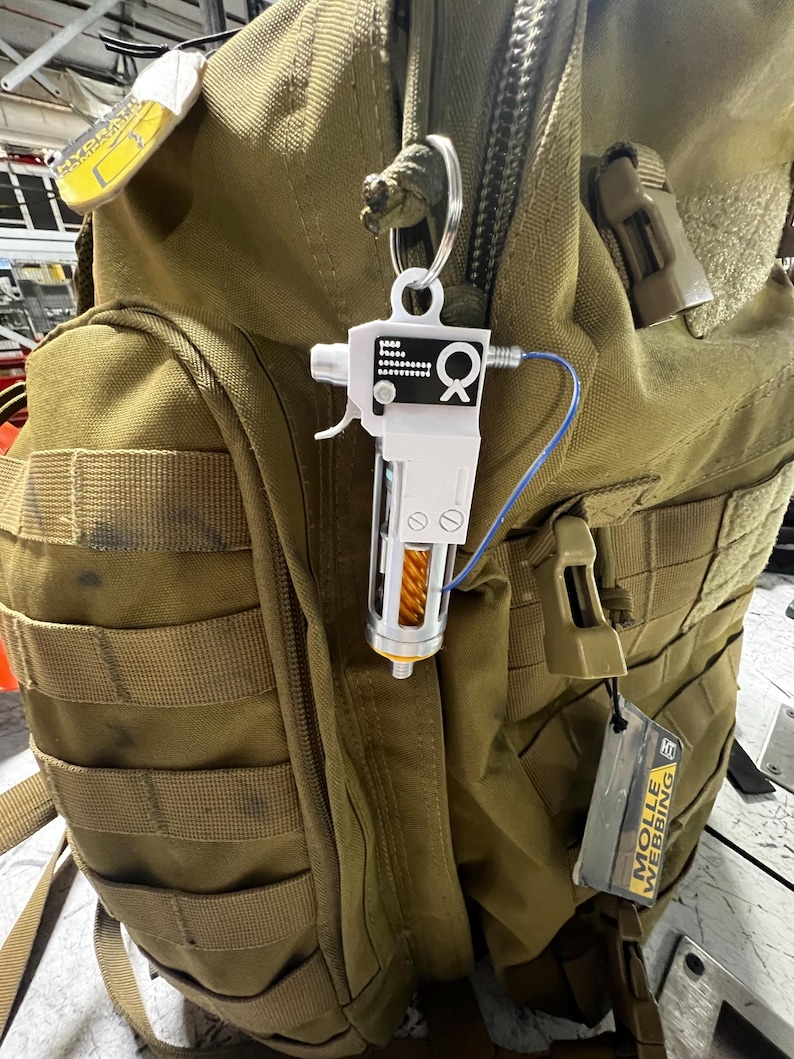 Backpack Keychain ARC Raiders Shield Recharger Charm – 3D Printed Sci ...